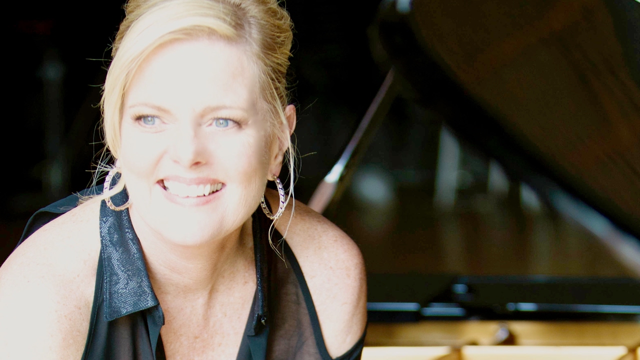 Carol Welsman’s voice is the sound of friendship